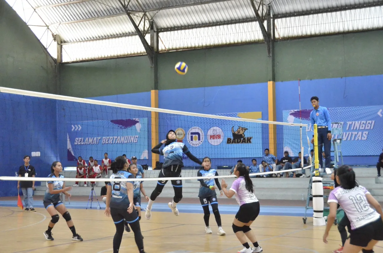 TIM VOLI SMA/SMK DI INDONESIA BERSAING RAIH JUARA DI DINUS VOLLEYBALL ...