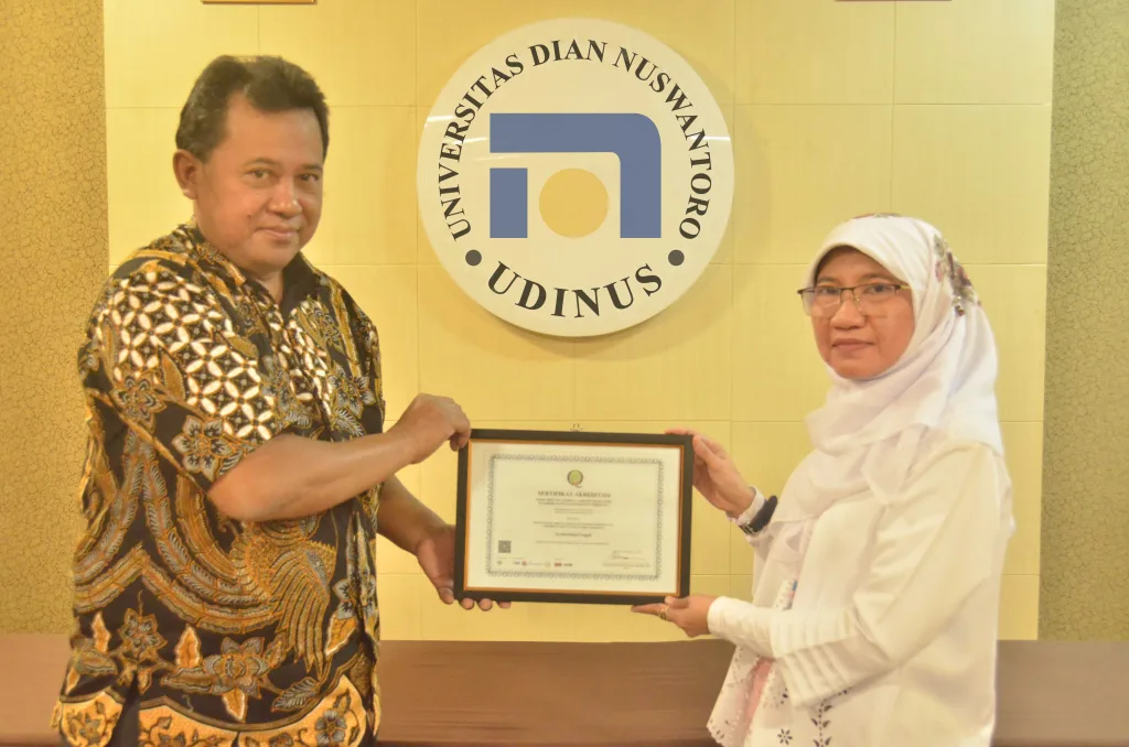 MUTU DAN KUALITAS TERUS DITINGKATKAN, PRODI D-3 RMIK UDINUS RAIH ...