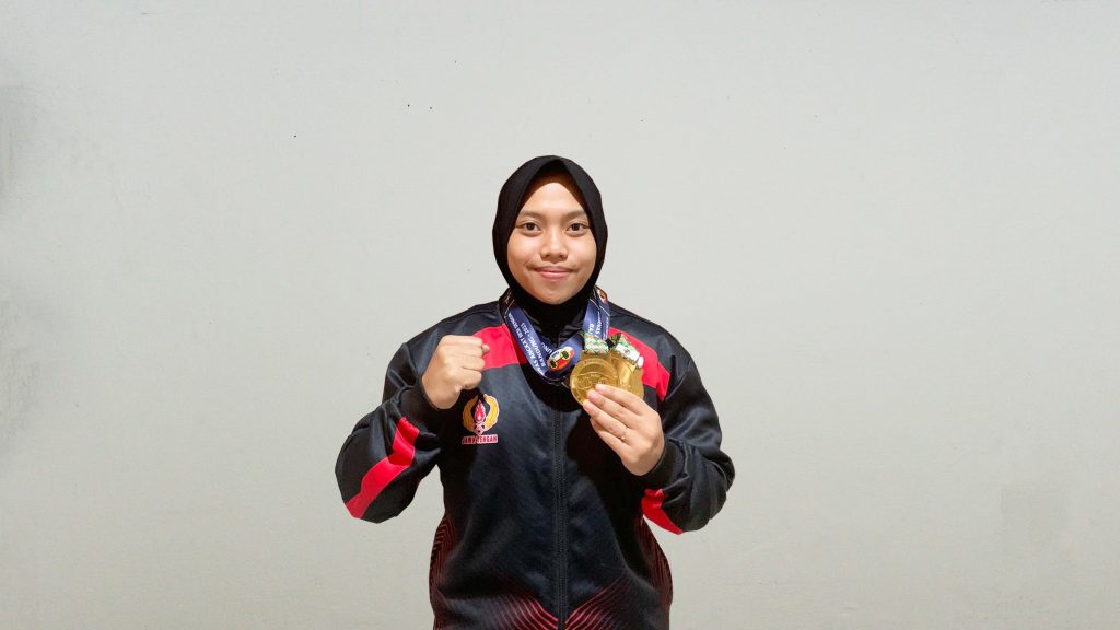 MAHASISWA FEB UDINUS, NAFIS BERHASIL: SABET TIGA MEDALI EMAS DI ...