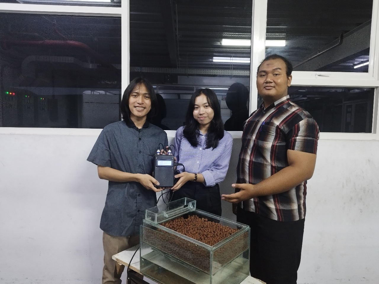Produk PKM KC FT Udinus Solusi Tanam Sayuran di Rumah