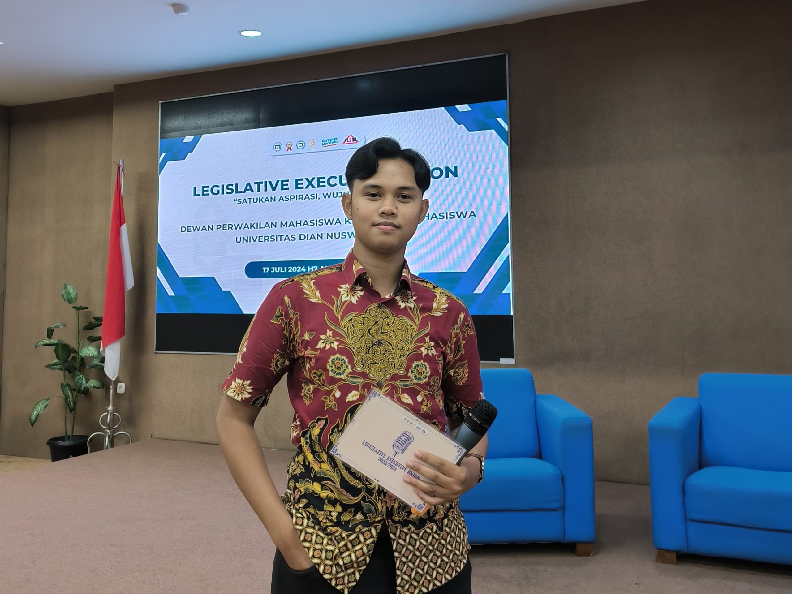 Gading Kembangkan Diri Tekuni Bidang MC Mulai dari Organisasi