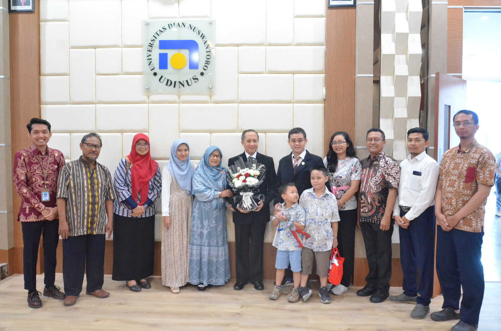 Udinus Luluskan Dua Doktor Ilmu Komputer Sekaligus