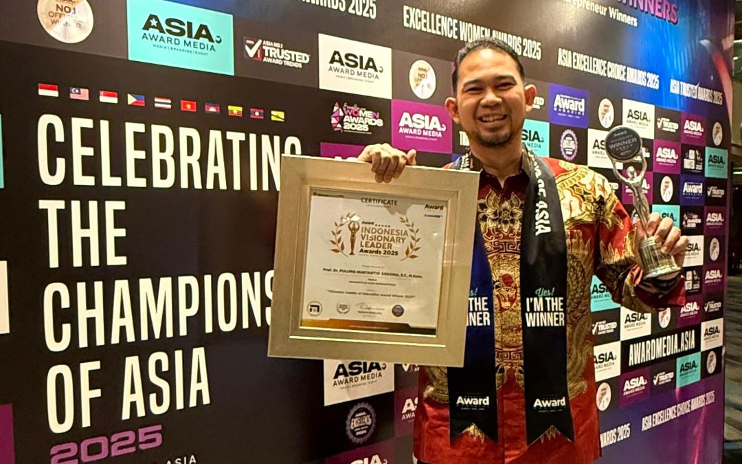 Rektor Udinus Dapatkan Pengakuan Internasional - Udinus - Universitas ...